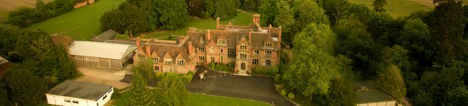 Moon Hall School Transport - Kura